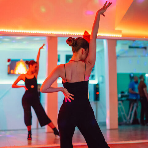 Flawless Female Latin - The Girls Only Latin Class - Smart Dancer